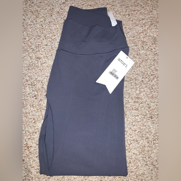 stori | Pants & Jumpsuits | Stori Icon Tight Leggings | Poshmark